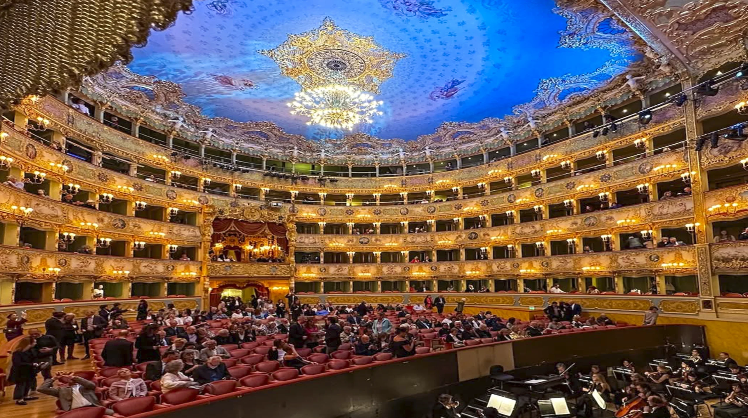 Teatro la fenice in Venice: is it worth a visit?