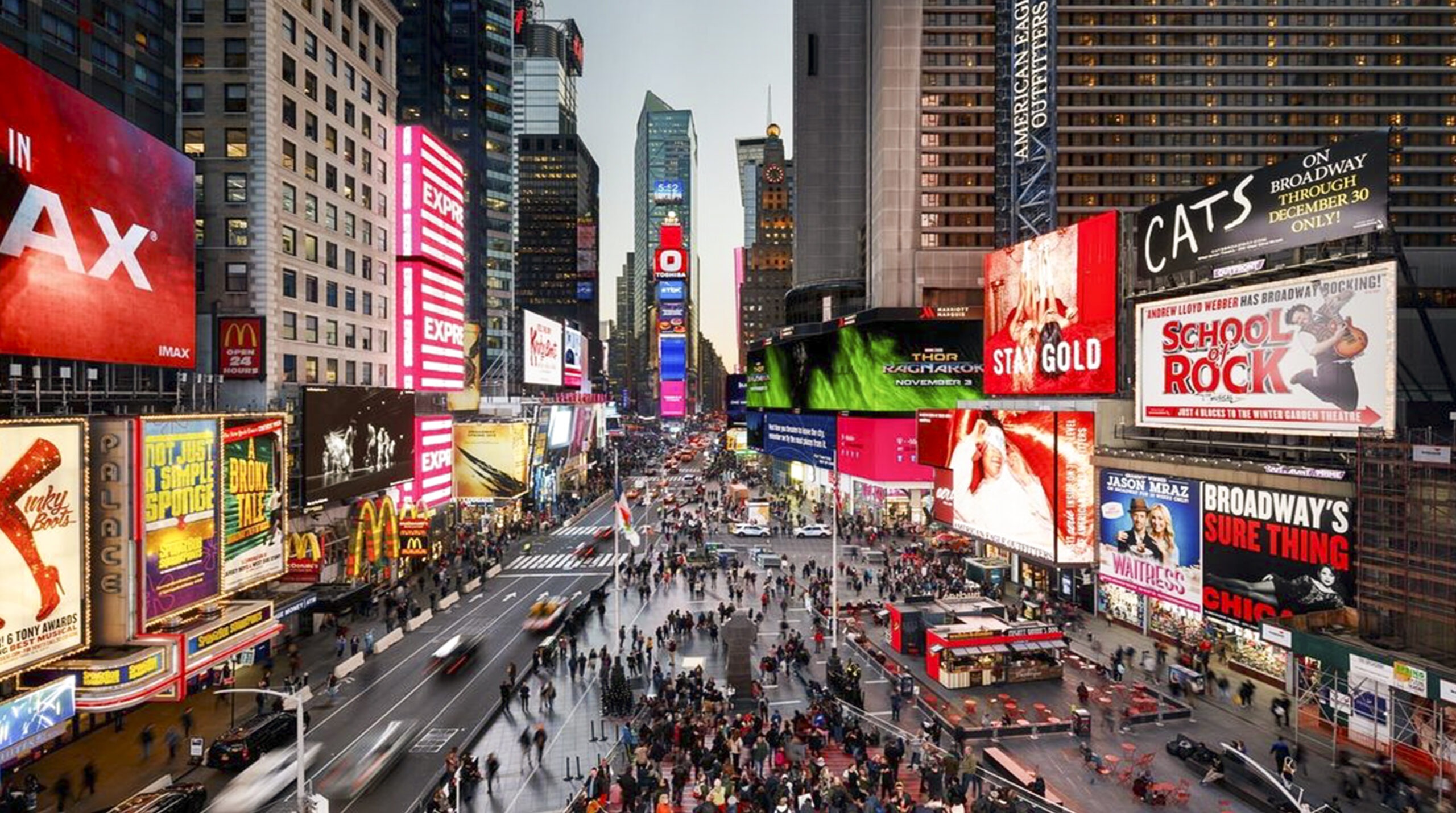 Visiting Times Square New York: Is it worth it?
